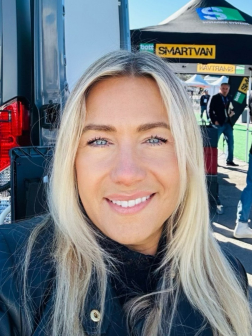 Toni Matthews's Instagram, Twitter & Facebook on IDCrawl